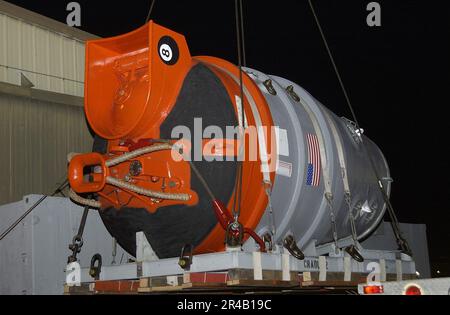 US Navy The Navy's Deep Submergence Unit Submarine Rescue Chamber (SRC ...