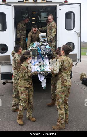 U.S. Air Force critical care air transport teams (CCATTs) care for ...