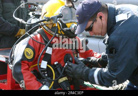 US Navy Chief Hull Technician assigned to the rescue and salvage ship ...