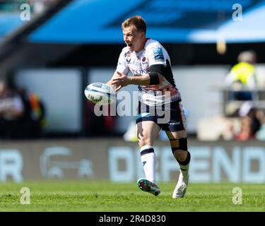 Nick Tompkins of Saracens during the Gallagher Prem Rugby match between ...