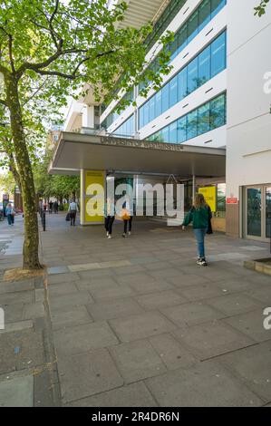 Main entrance to University of Westminster Marylebone Hall on ...