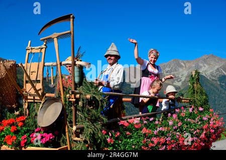Procession, alpine pasture festival, alpine pasture drive, alpine ...