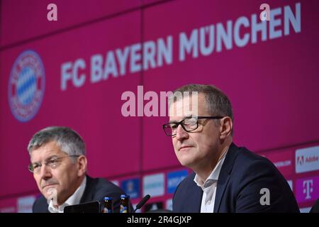 From right: Jan Christian DREESEN (FCB CEO), Max EBERL (FC Bayern ...