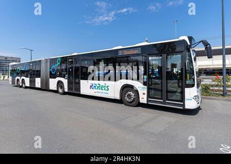 RRReis Mercedes-Benz CapaCity articulated bus at Zwolle Centraal bus ...