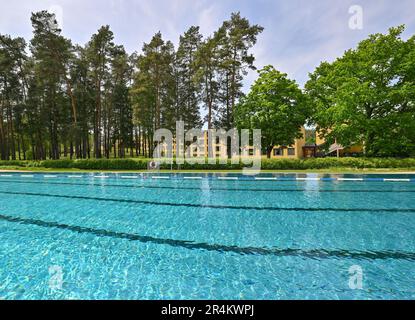 Bernau, Germany. 22nd May, 2023. At the edge of the pool of the open ...
