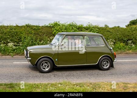 1974 Austin Mini Cooper classic car Stock Photo - Alamy