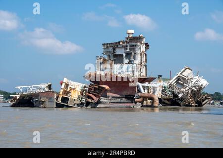 Ship breaking outside of Chittagong/Chattogram, Bangladesh Stock Photo ...