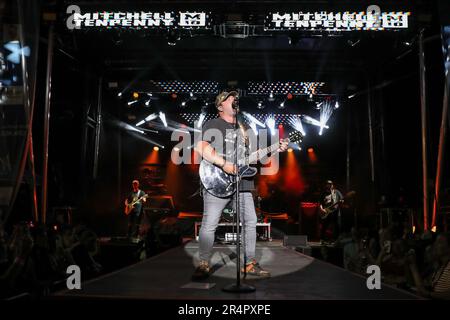 Denham Springs, LA, USA. 28th May, 2023. Tyler Braden performs for the ...
