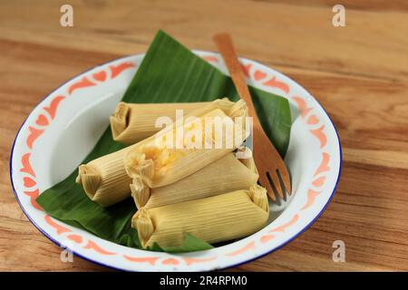 Lepet Jagung, Traditional Indonesian Snack Jajan Pasar Stock Photo - Alamy