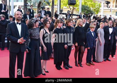 Cast members of the film 'L'été dernier': Catherine Breillat, Léa ...