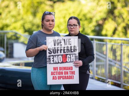 Ruth (left) and Cara, daughters of Dan McKane who died in April 2023 ...
