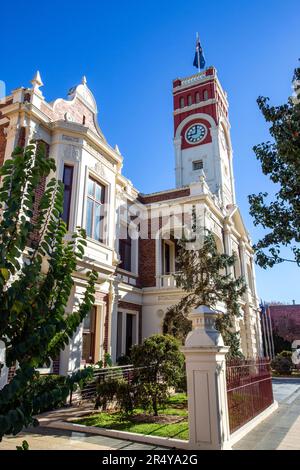 The Toowoomba City Hall, a two-storeyed masonry building, was built in ...