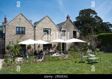 Rear garden at Margot Henderson's The Three Horseshoes restaurant in ...