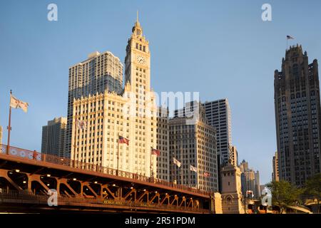 Wrigley Building and Tribune Tower with the DuSable Bridge viewed from ...