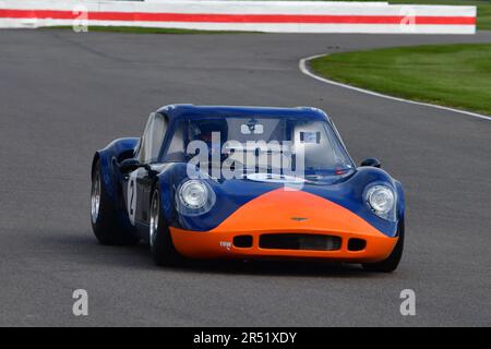 Andrew Kirkaldy, Stuart Hall, Chevron BMW B8, Gurney Cup, a forty five ...