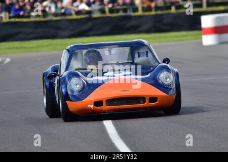 Andrew Kirkaldy, Stuart Hall, Chevron BMW B8, Gurney Cup, a forty five ...