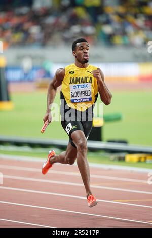 Akeem BLOOMFIELD running the 4x400m relay at the 2019 World Athletics ...