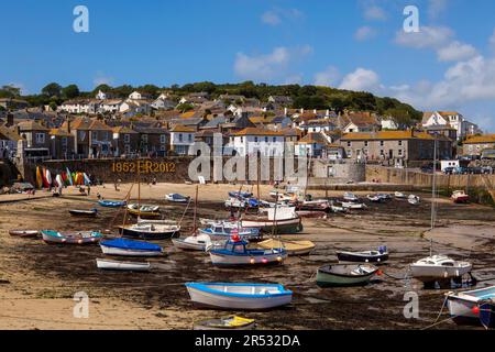 Harbour, Mousehole, Cornwall, England, Low tide Stock Photo - Alamy