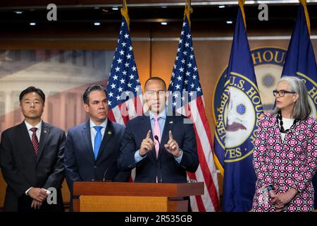 House Minority Leader Hakeem Jeffries, D-N.Y., and Rep. Debbie ...