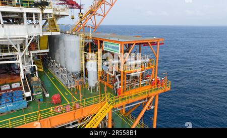 (230601) -- SHENZHEN, June 1, 2023 (Xinhua) -- This aerial photo shows ...