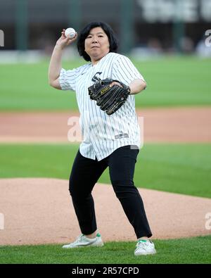 Chicago Alderman Nicole Lee throws out a ceremonial first pitch before ...