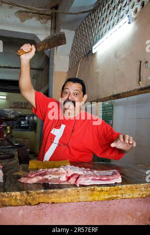 Cuba, Havana, butcher's shop Stock Photo - Alamy