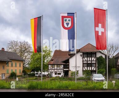 The municipality of Busingen is completely surrounded by Swiss ...