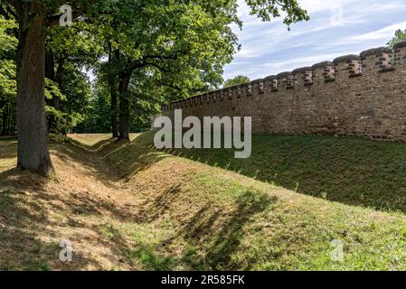 Fortified wall with battlements, redoubt, rampart, ditches, double ...
