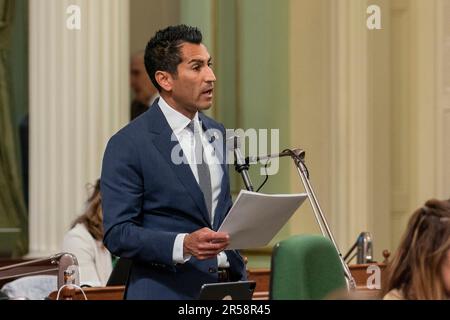 Assembly Speaker Robert Rivas speaks at the public unveiling of a ...