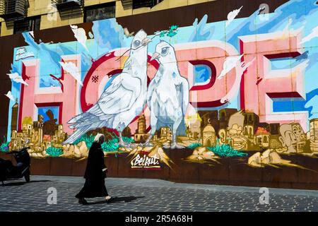 Beirut, Libanon: Graffiti am Märtyrer-Platz in der City Stock Photo - Alamy