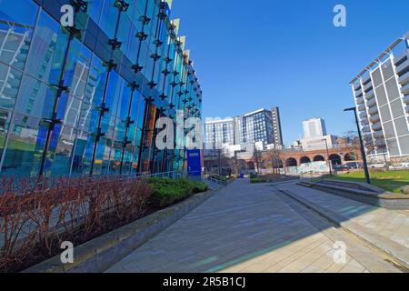 UK, West Yorkshire, Leeds, Sovereign Square, Mural, Railway Bridge and ...
