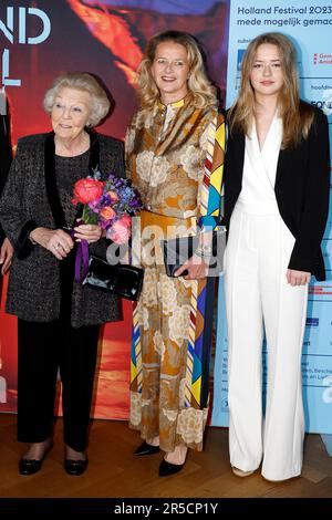 Princess Mabel with her daughter Countess Zaria during the Amsterdam ...
