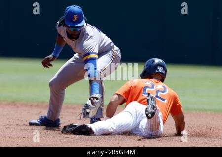 San Jose State infielder Charles McAdoo (21) plays against Stanford ...