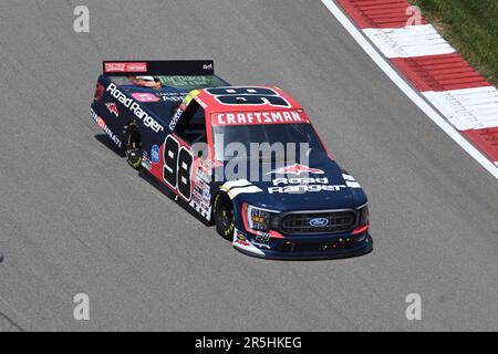 MADISON, IL - JUNE 03: Ty Majeski (#98 ThorSport Racing Road Ranger ...