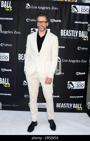 LOS ANGELES - JUN 3: Joel McHale, Charley Koontz at the 2023 Beastly ...