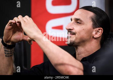 Zlatan Ibrahimovic gestures prior to the Serie A football match between ...