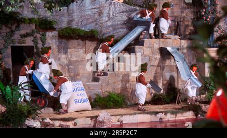 WILLY WONKA AND THE CHOCOLATE FACTORY (1971) PARIS THEMMEN, DODO DENNEY ...