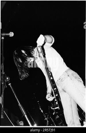 Ruthie Morris of US band Magnapop playing live at Cardiff University on ...