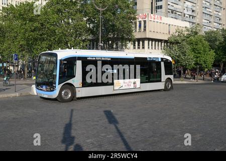 Paris, Elektrobus Alstom Aptis // Paris, Electric Bus Alstom Aptis ...