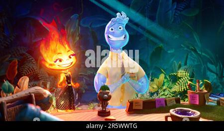 ELEMENTAL, from left: Ember (voice: Leah Lewis), Wade (voice: Mamoudou ...