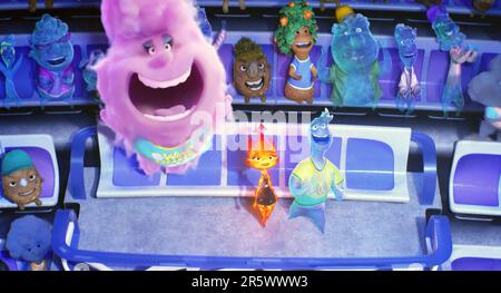 ELEMENTAL, from left: Wade (voice: Mamoudou Athie), Ember (voice: Leah ...