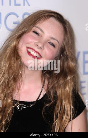 Morgan Griffin The Premiere of 'Love And Other Drugs' held at Event ...