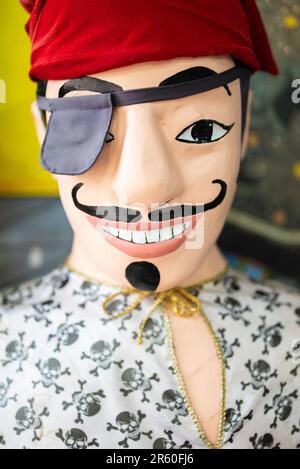 Bonecos Gigantes de Olinda are Carnival Festival Decoration used to ...