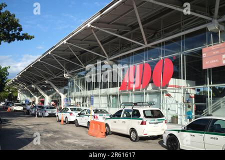 Ado Bus Station Cancun Yucatan Mexico Stock Photo - Alamy