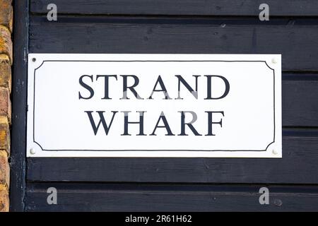 Strand Wharf, Old Leigh, Leigh on Sea, Southend, Essex, UK. Leigh ...