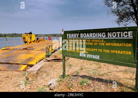Ferry across the Nile, Murchison Falls National Park Uganda Stock Photo ...