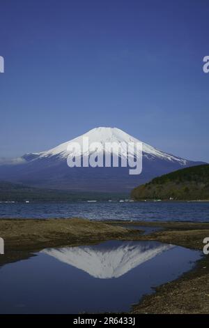 Mount Fuji in Yamanaka lakeside view Stock Photo - Alamy