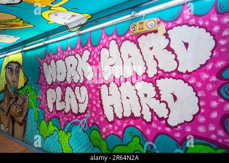 Graffiti along Dela Rosa Walkway, Makati City, Manila, Philippines ...