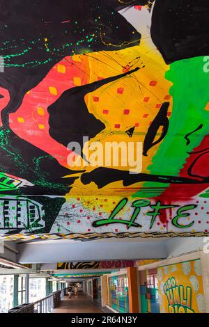 Graffiti along Dela Rosa Walkway, Makati City, Manila, Philippines ...