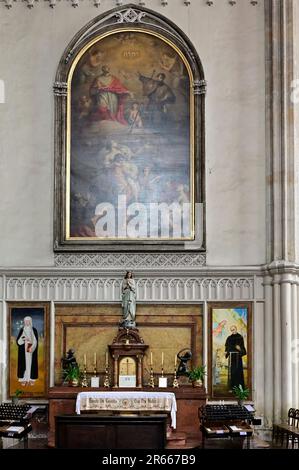 View at Minoritenkirche in Vienna Stock Photo - Alamy